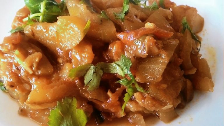 Zuchhini/Turai Sabzi : Tasty Curry - Zayka Ka Tadka