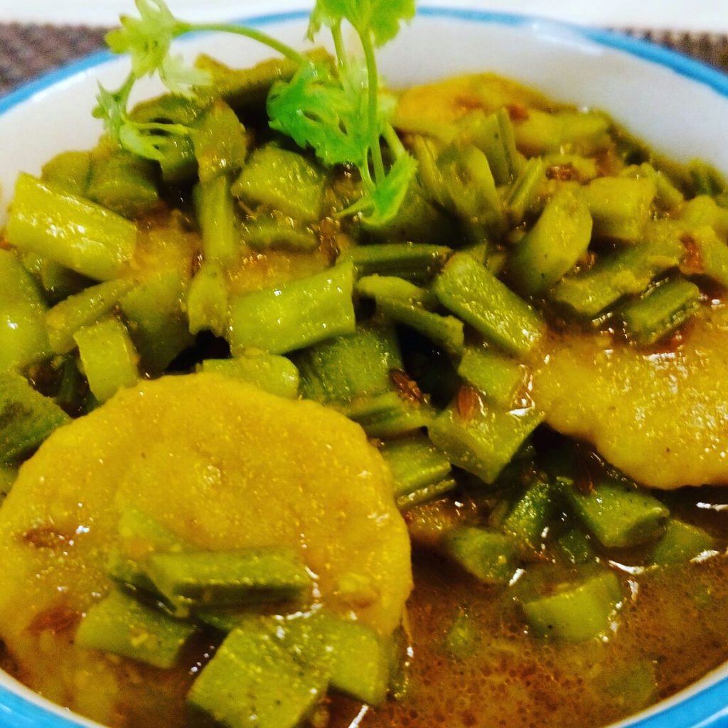 Gujarati Cluster Beans Fali Dhokli Zayka Ka Tadka